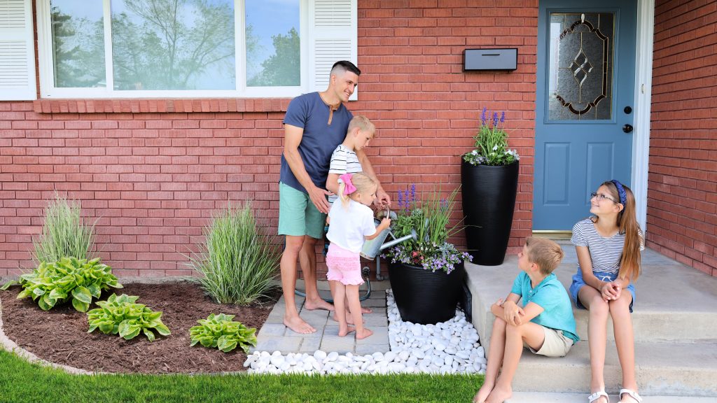 About Us – Mayne Inc. US