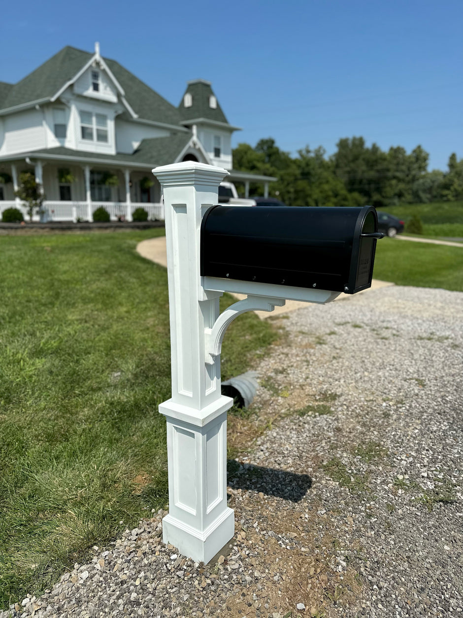 Mayne Newport Plus Single Arm Mail Post – Mayne Inc. US